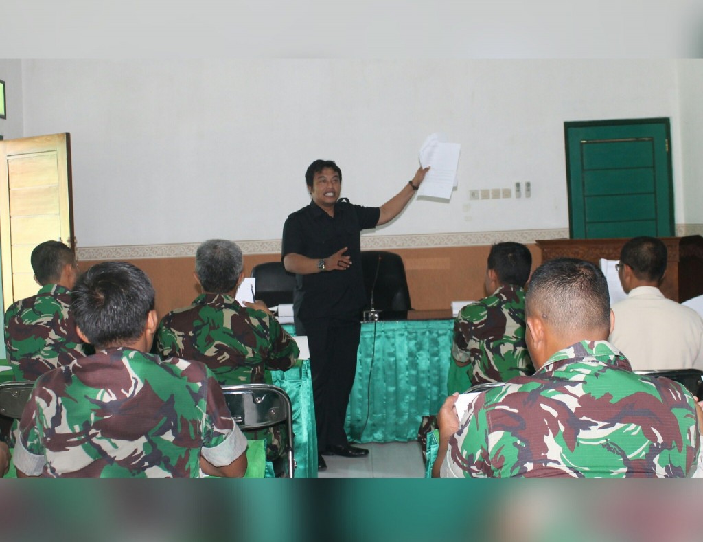 Staf Intelijen Korem 082/CPYJ, Kunjungi Kodim 0813 Bojonegoro | KODIM ...